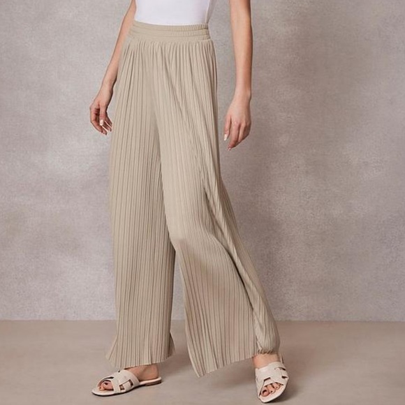 Mint Velvet | Pants & Jumpsuits | Tan Wide Leg Highwaisted Pants For ...